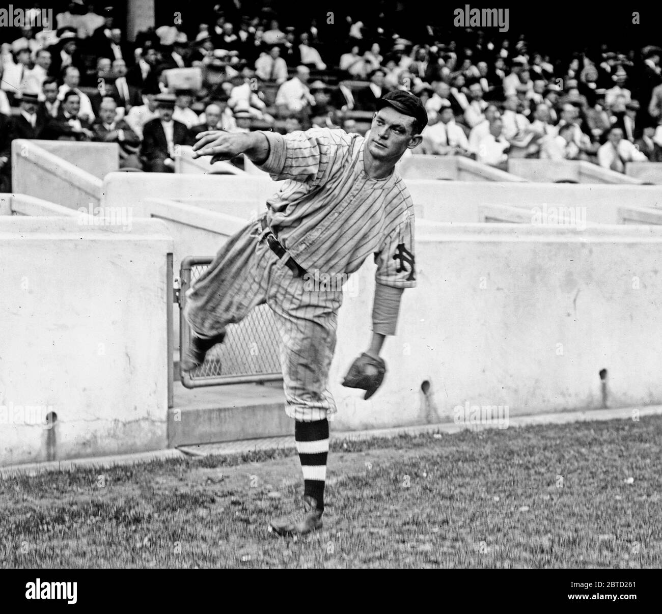 Charles M. "Jeff" Tesreau, New York NL ca. 1912 Stock Photo - Alamy