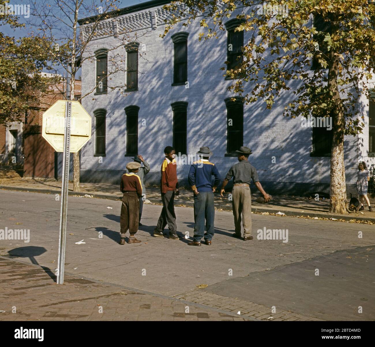 Children in street, Washington, D.C ca 1941-1942 Stock Photo - Alamy