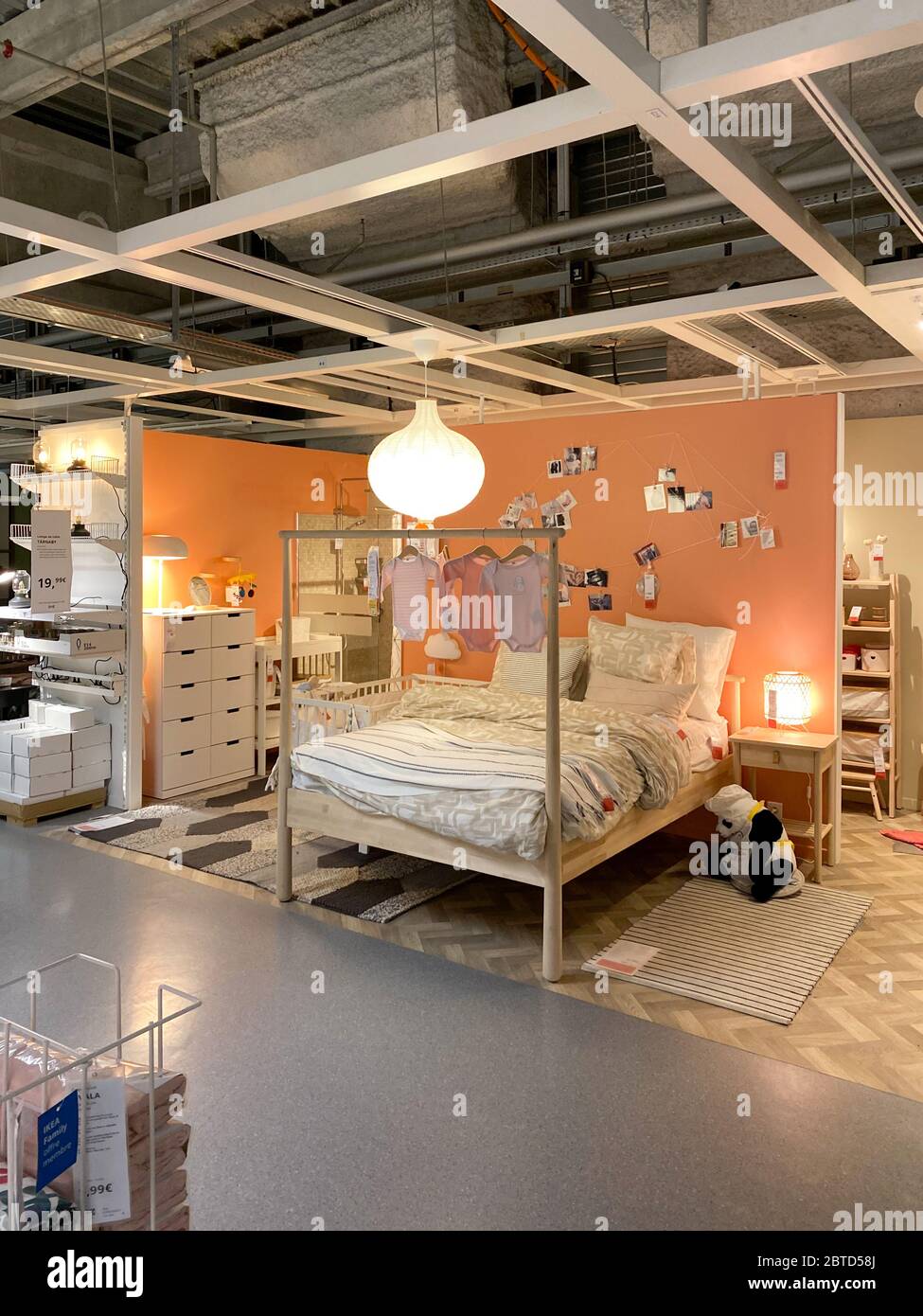 PAris, France - Jan 18, 2020: Empty interior with multiple furniture ...