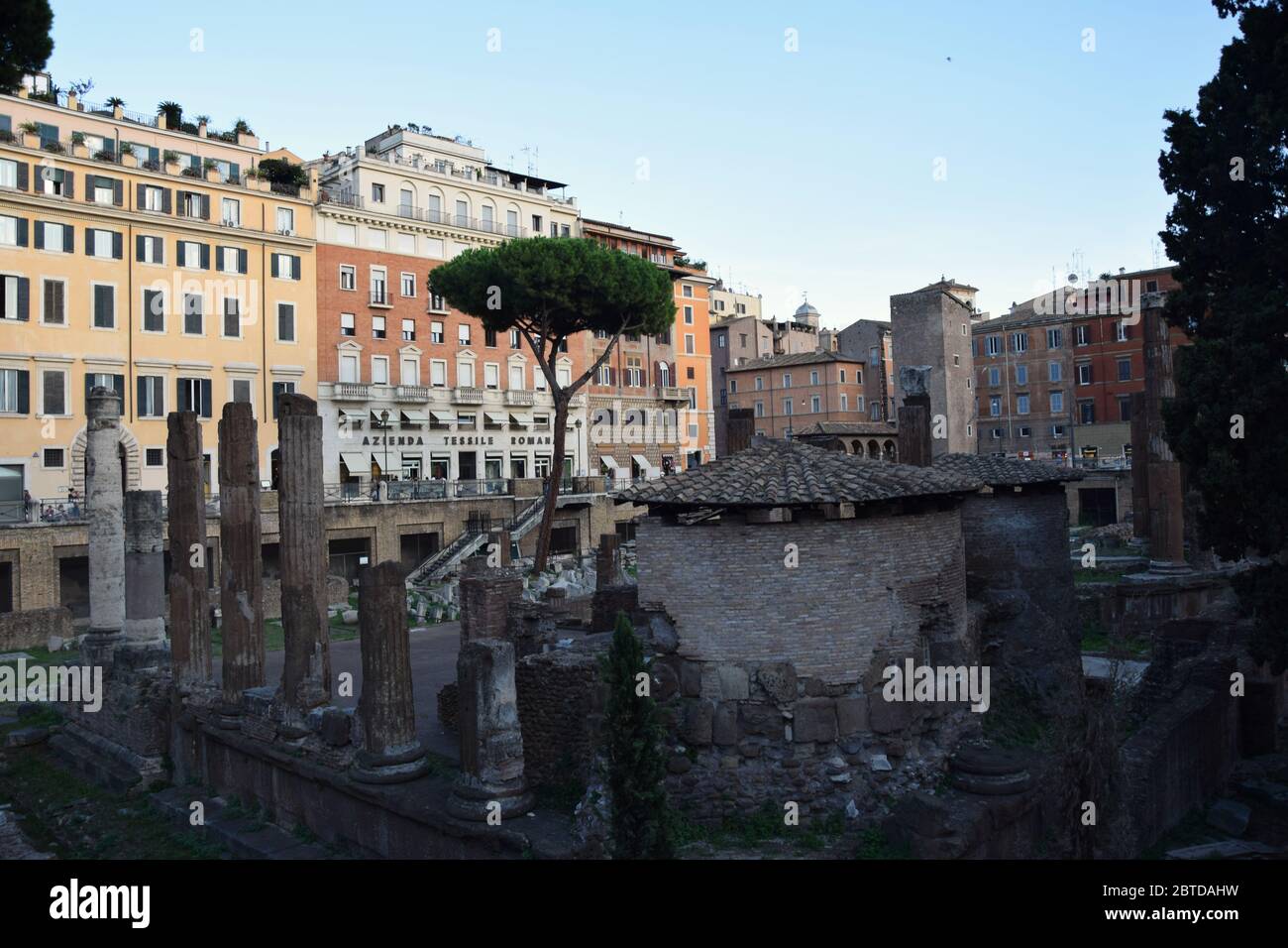 Area sacra dell´Argentina - Largo di Torre Argentina in the city of ...