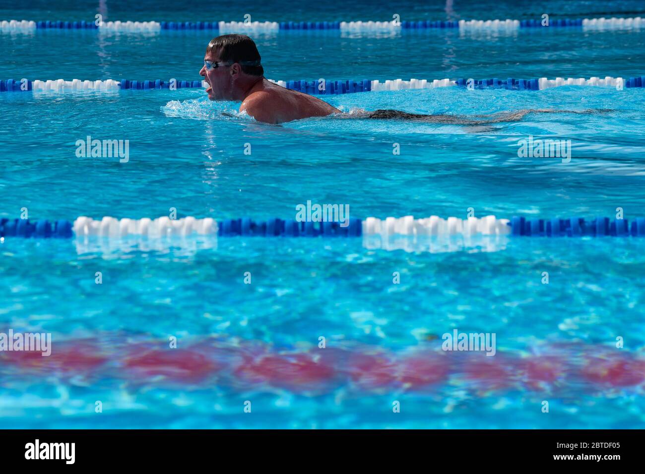 50 metre pool hi-res stock photography and images - Alamy