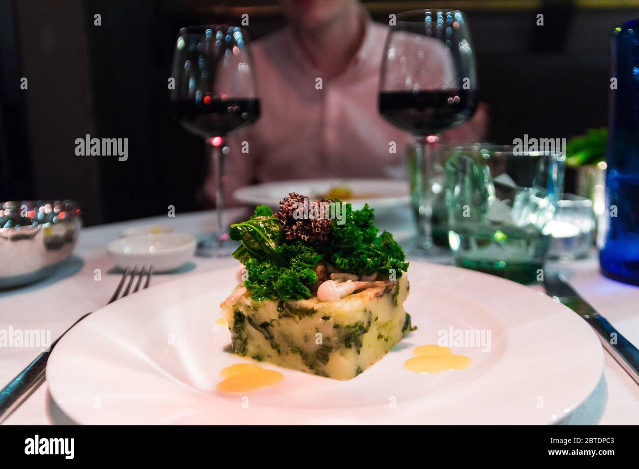 Barcelona restaurant chic hi-res stock photography and images - Alamy