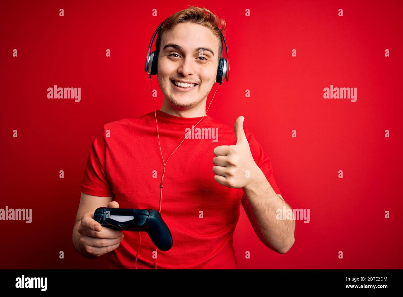 Young handsome redhead gamer hi-res stock photography and images - Alamy