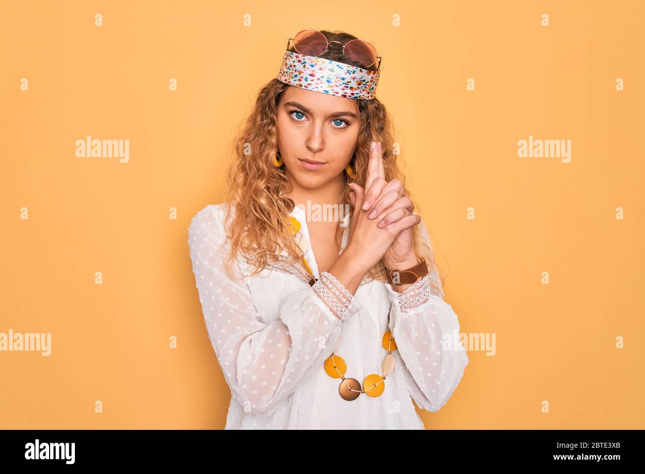Hippie woman fashion shoot hi-res stock photography and images - Alamy
