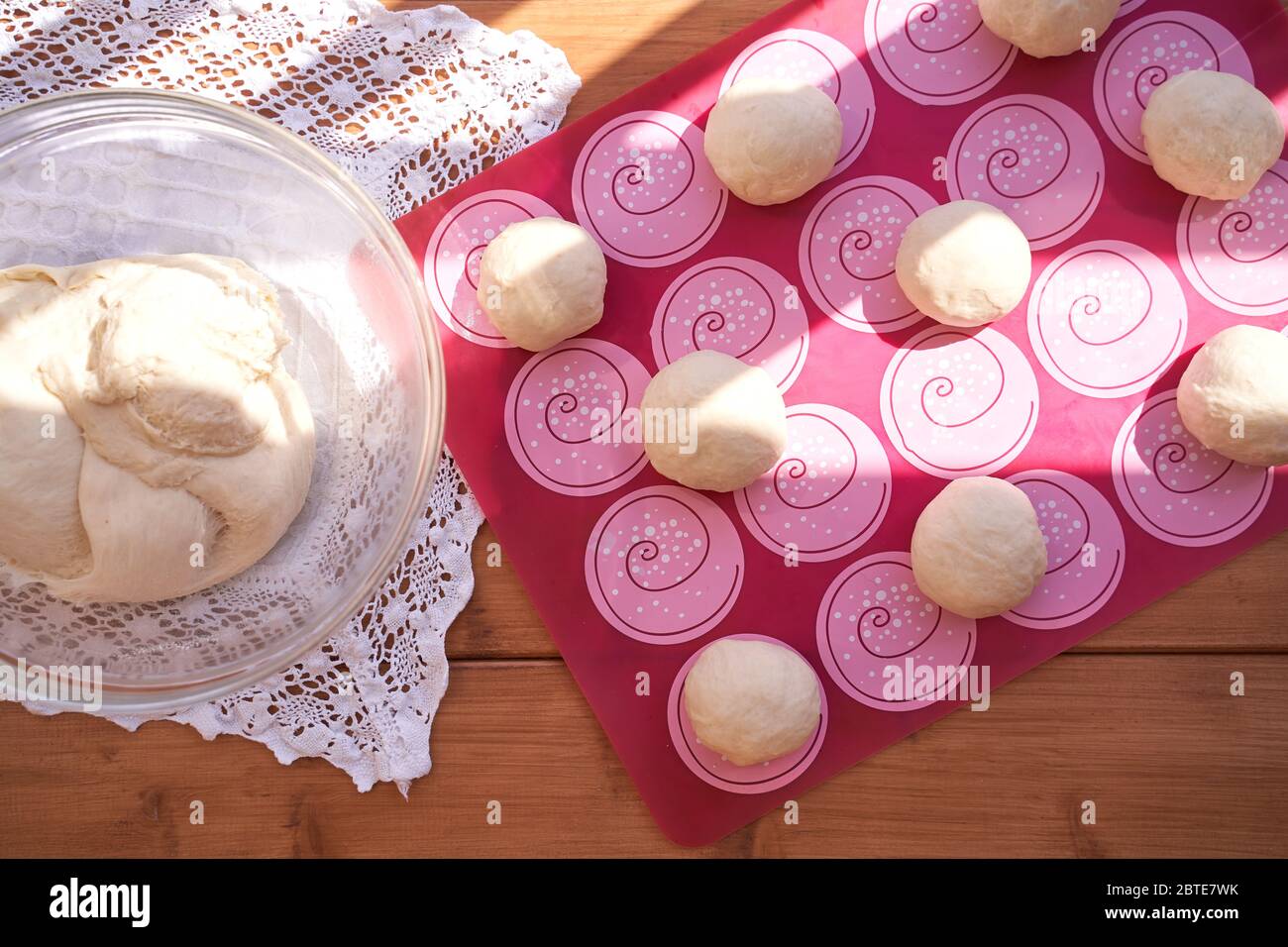 Dough Rising For Burger Buns Stock Photo - Alamy