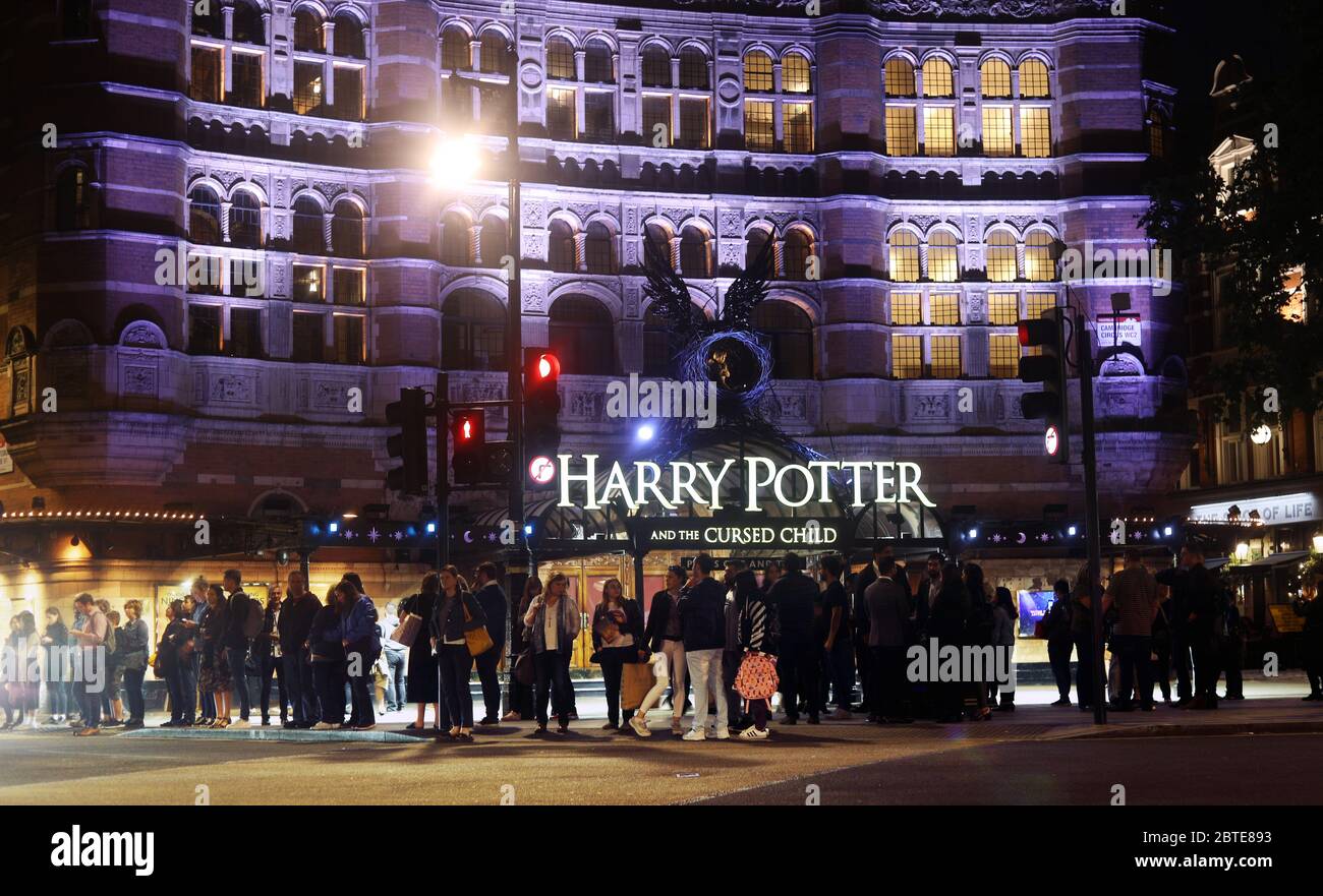 Harry potty hi-res stock photography and images - Alamy