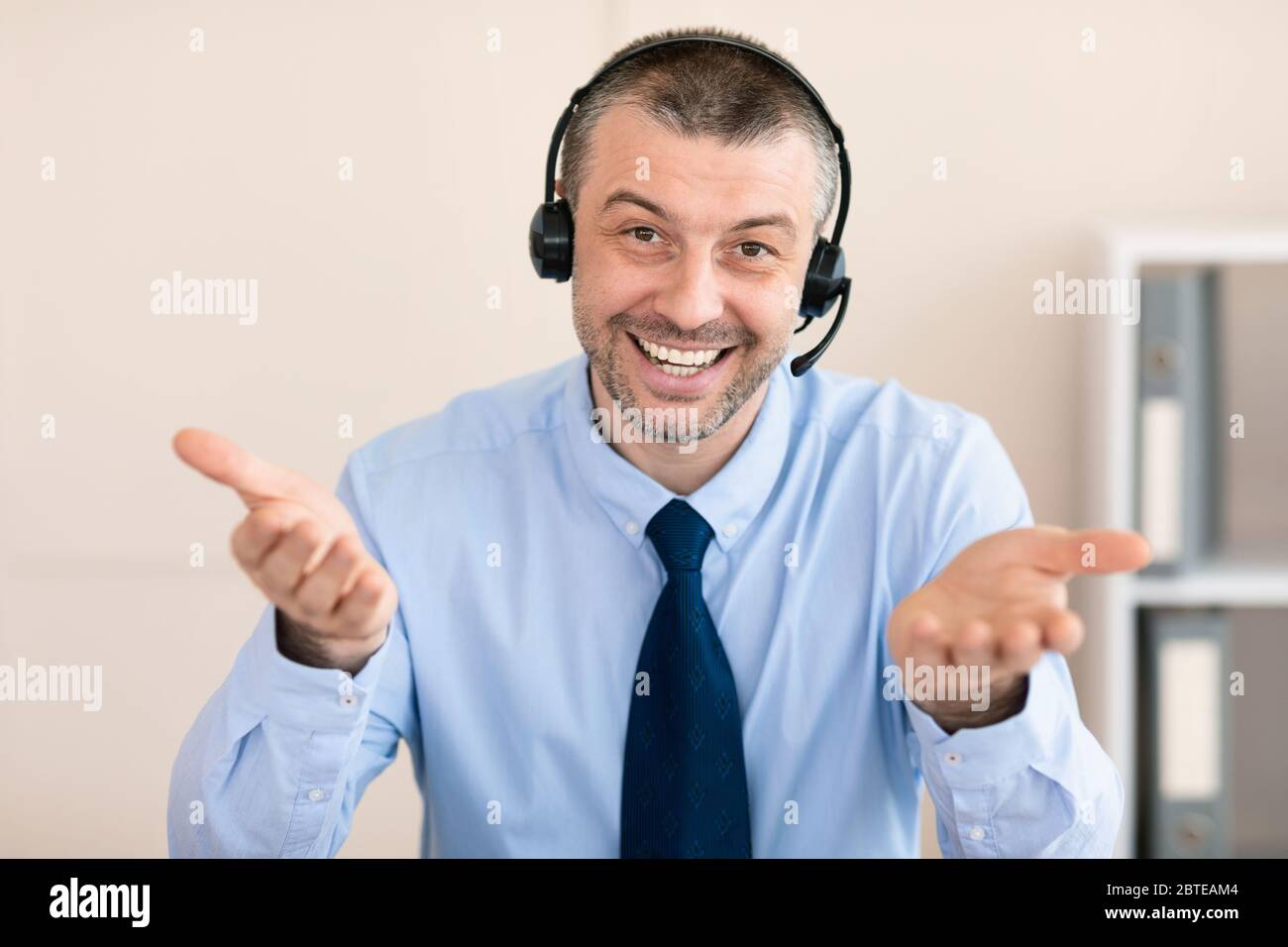 Customer service operator work in hi-res stock photography and images ...