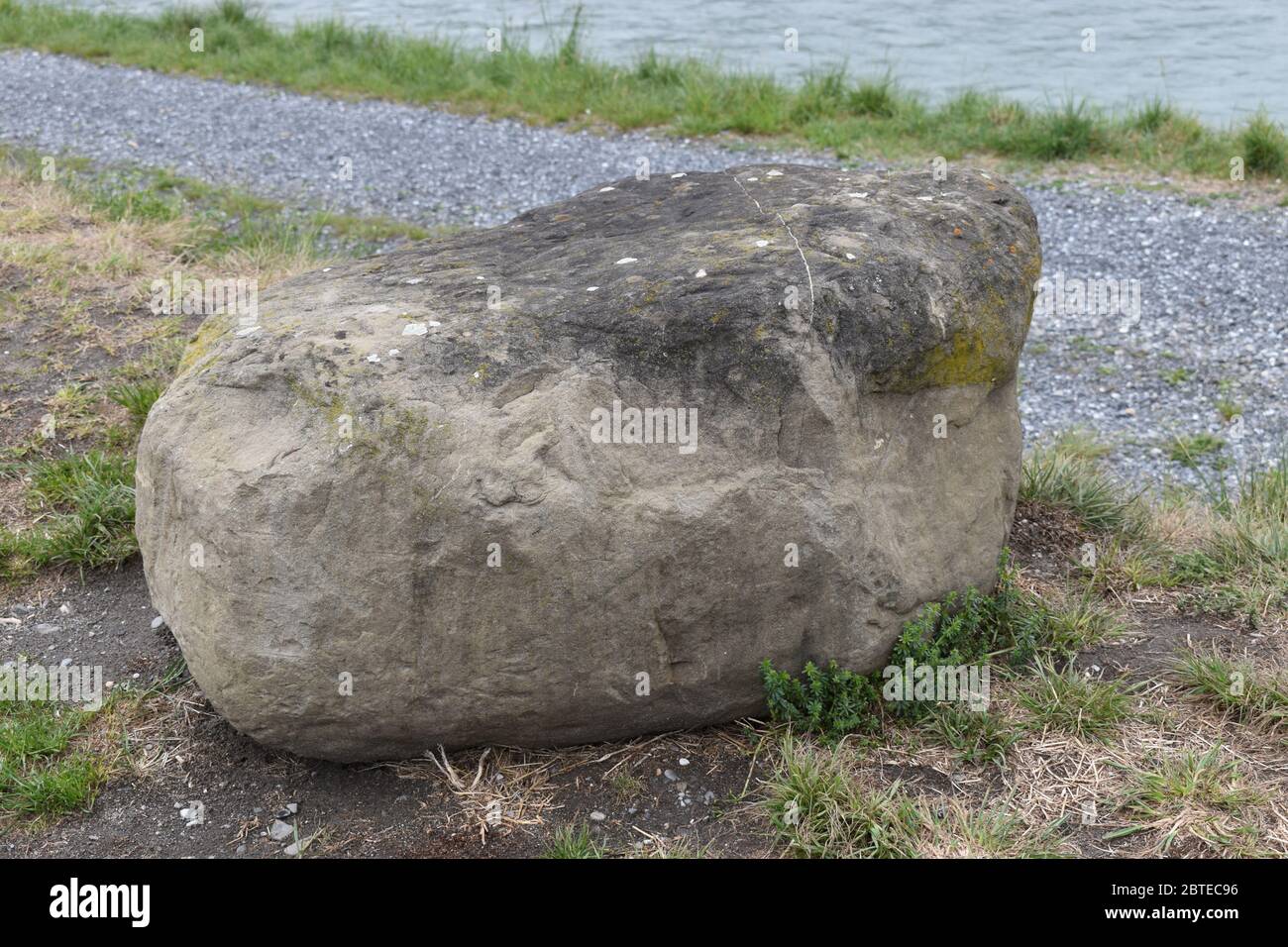 Heavy rock hi-res stock photography and images - Alamy