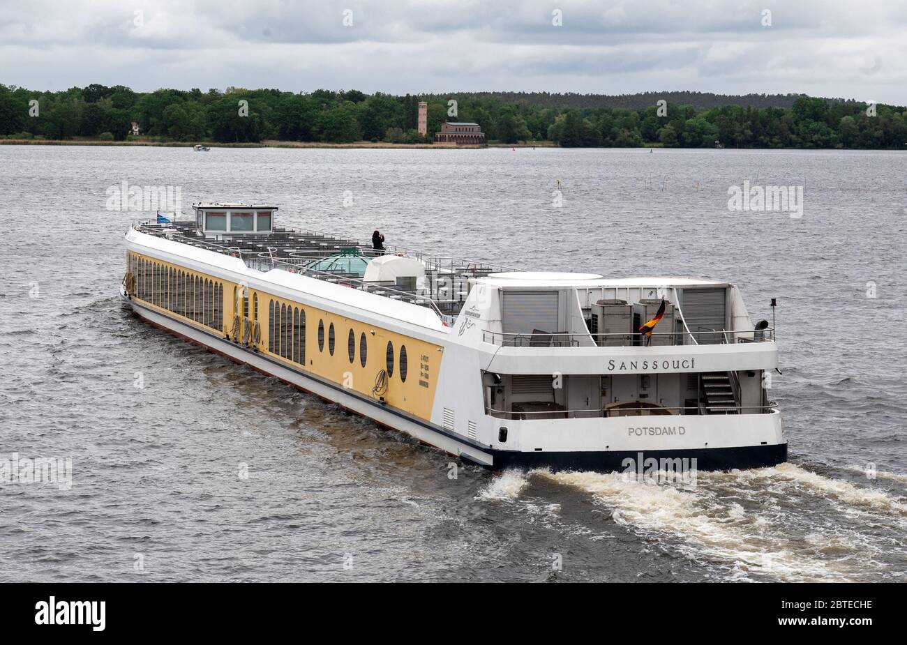 Potsdam, Germany. 25th May, 2020. The ship "MS Sanssouci" of the White ...