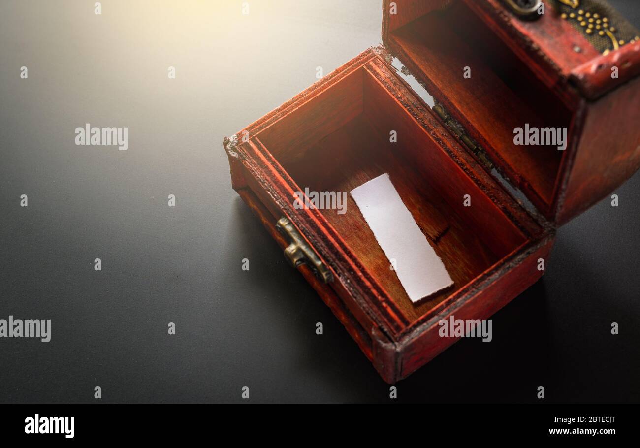 empty piece of paper in antique wooden chest, blank treasure box on the ...