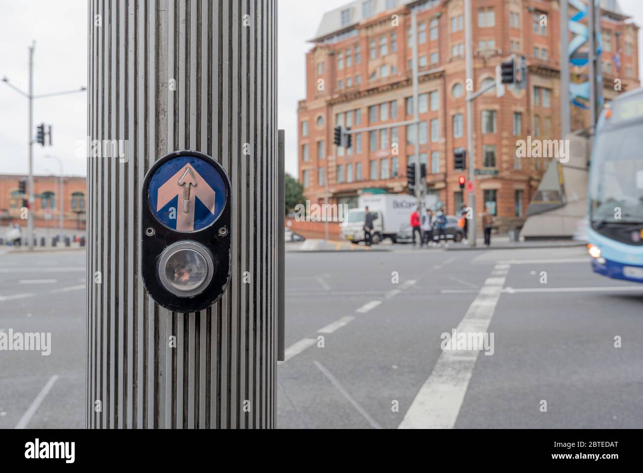 Tactile pedestrian crossing hi-res stock photography and images - Alamy