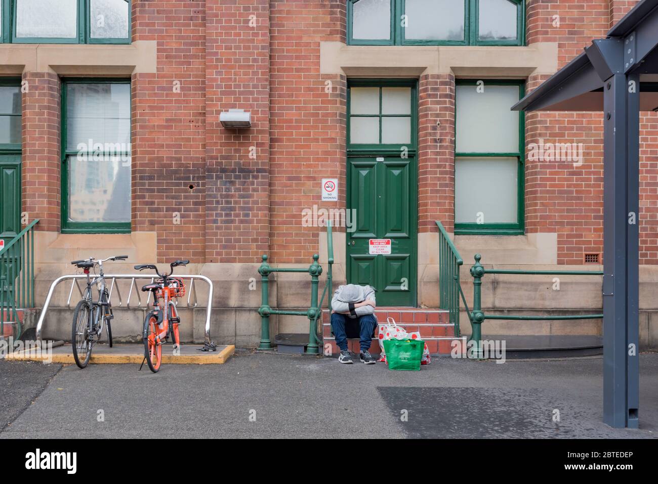 Homeless in sydney hi-res stock photography and images - Alamy