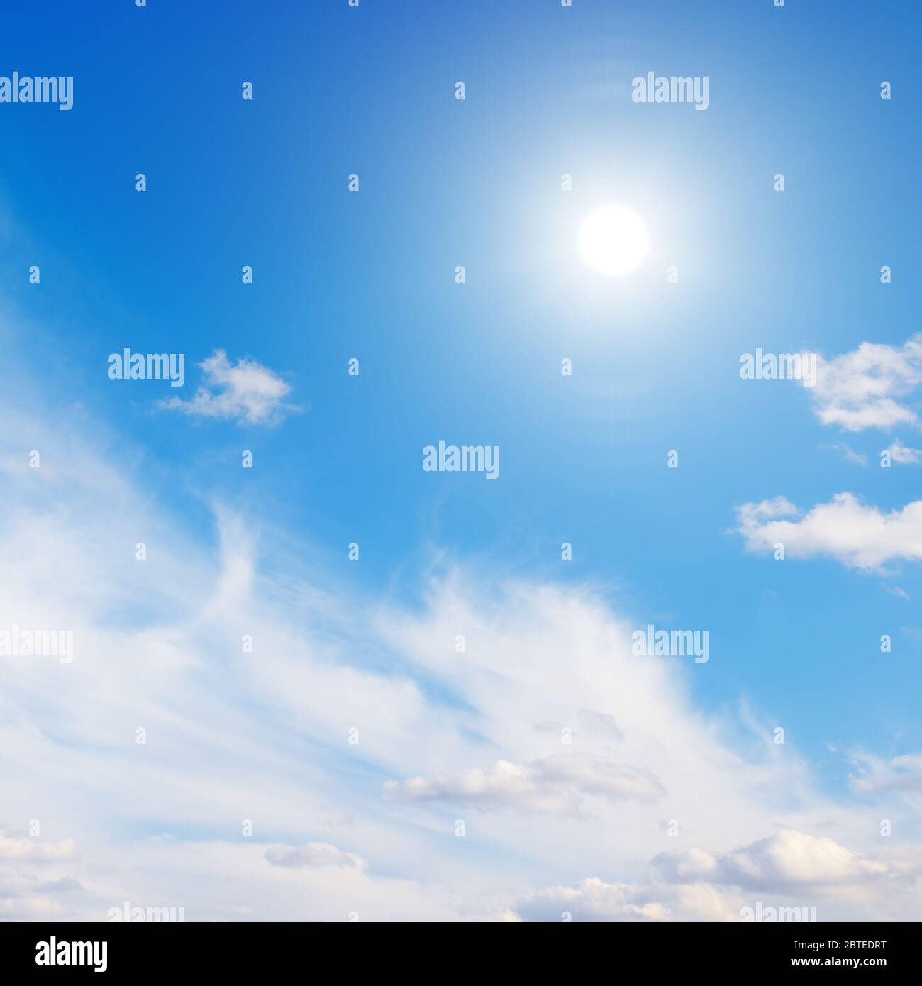 Backdrop sunny sky hi-res stock photography and images - Alamy