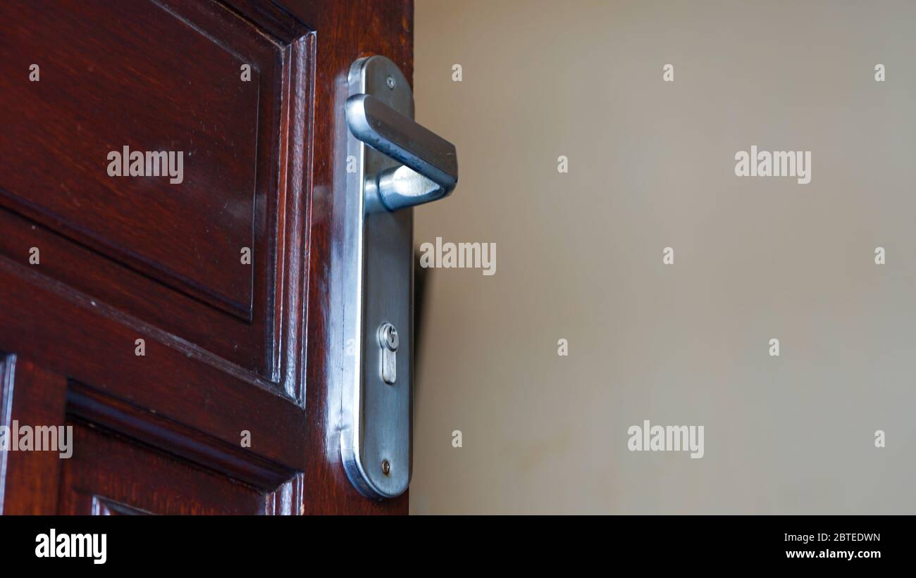 Close up of the door handle of the house Stock Photo - Alamy