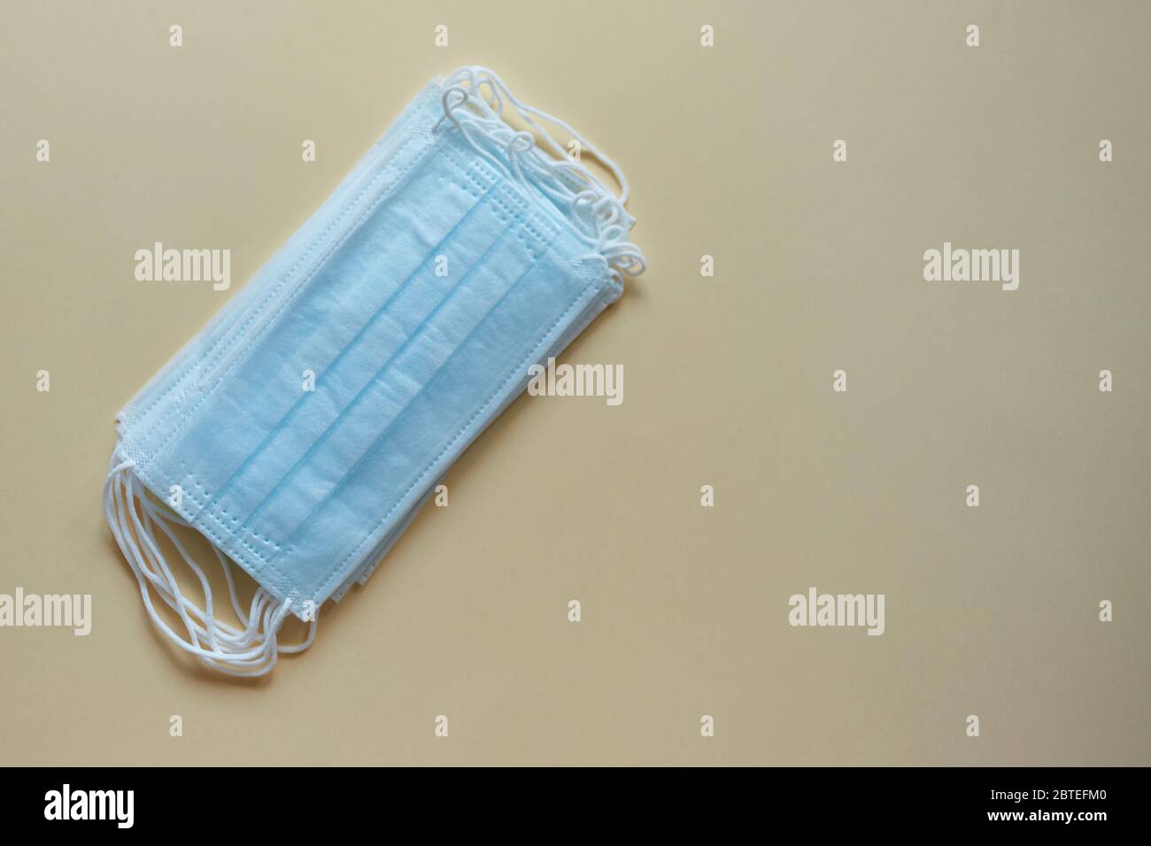 Loop masks hi-res stock photography and images - Alamy