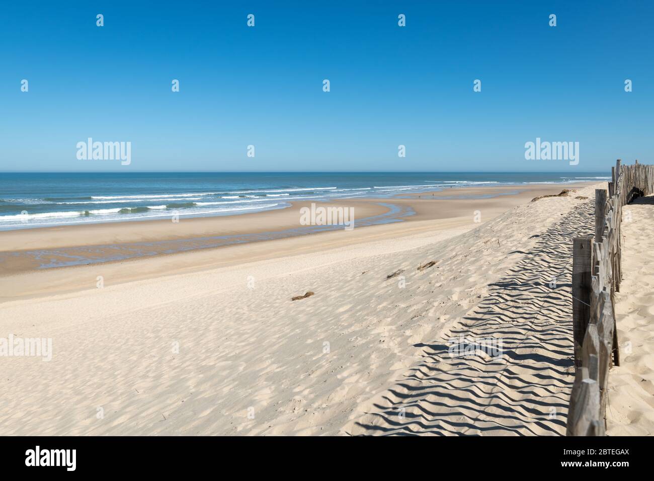 Carcans hi-res stock photography and images - Alamy