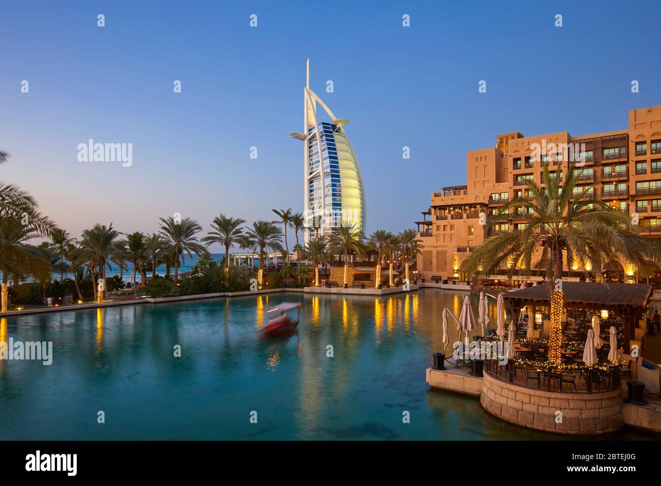 Al Arab hotel in Jumeirah, Dubai, United Arab Emirates Stock Photo - Alamy