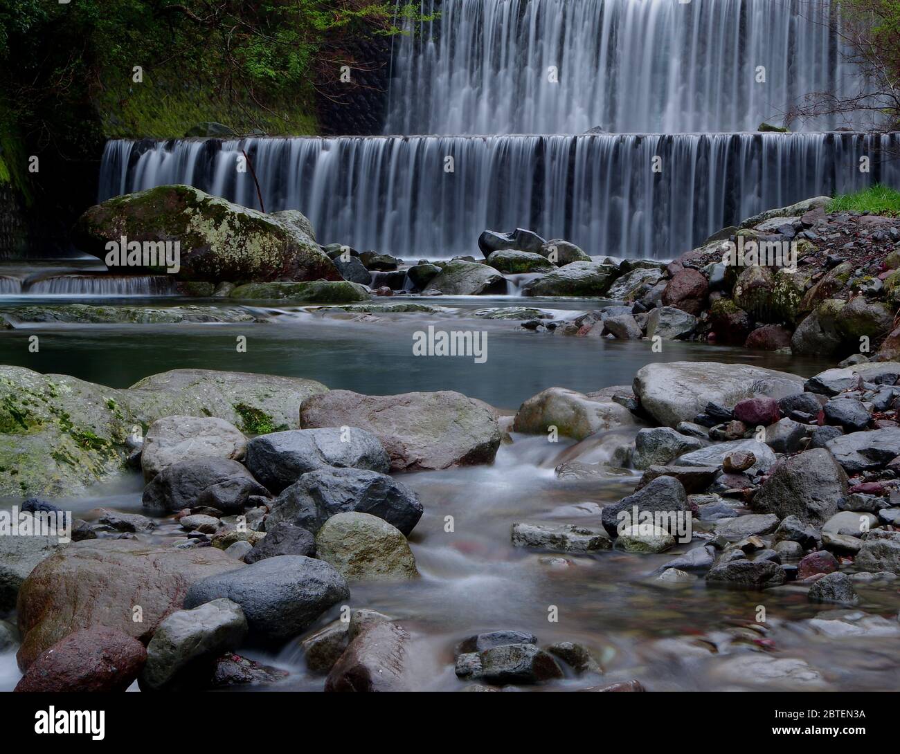 River flowing into the ocean hi-res stock photography and images - Alamy