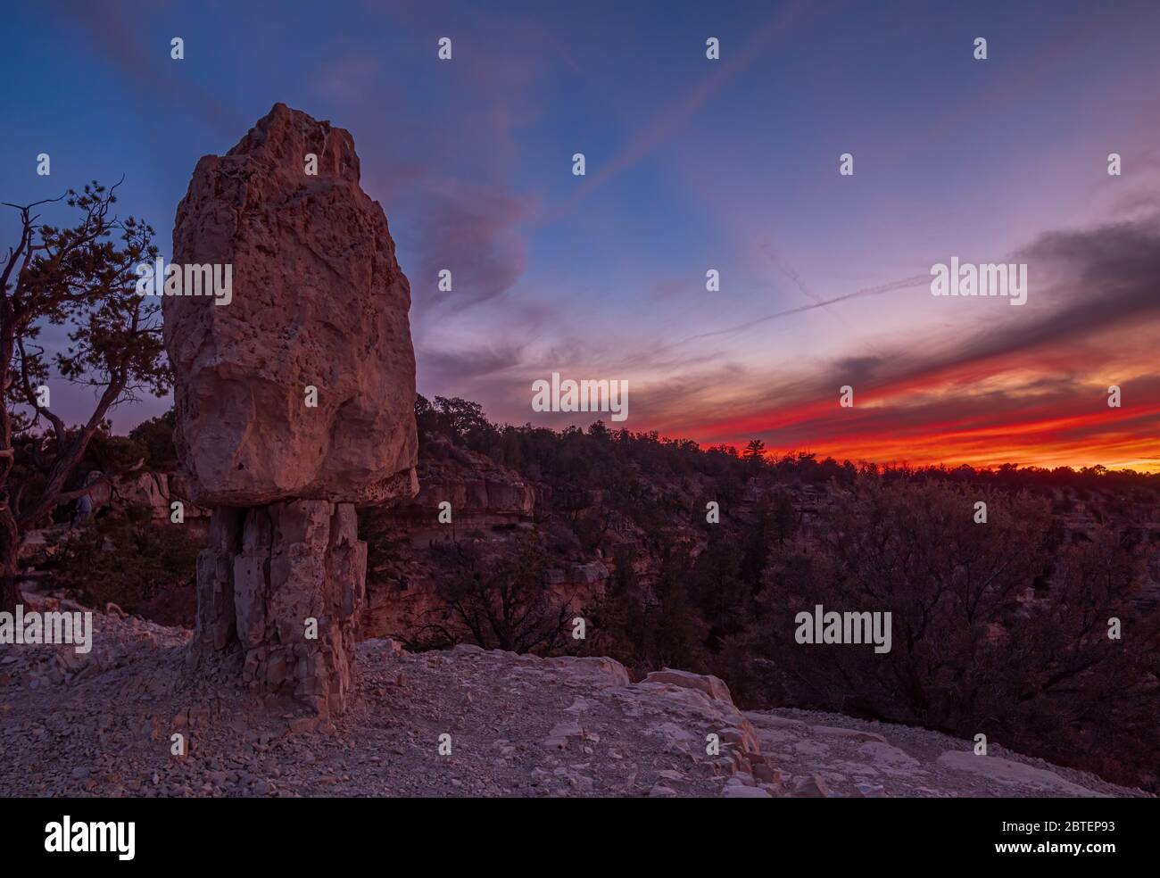 Desert Sunset Canyon Walls High Resolution Stock Photography and Images - Alamy