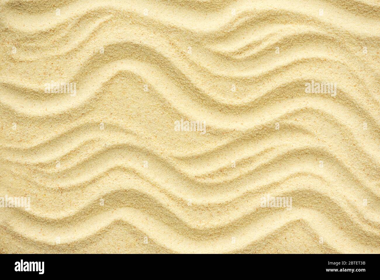 Empty sand on the beach. Summer background. Top view Stock Photo - Alamy