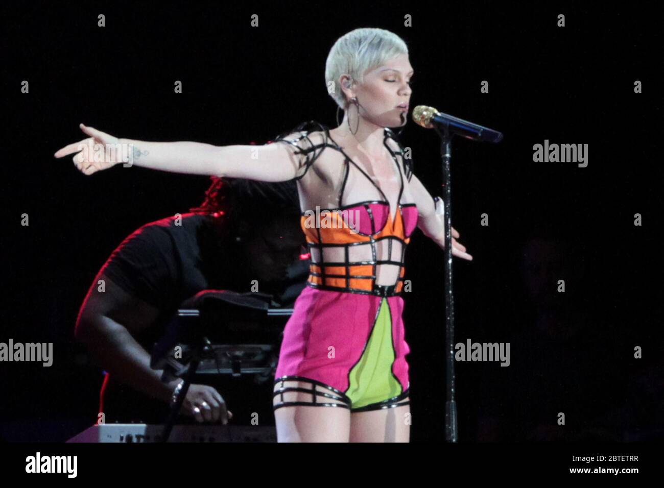 Jessie j 2013 hi-res stock photography and images - Alamy