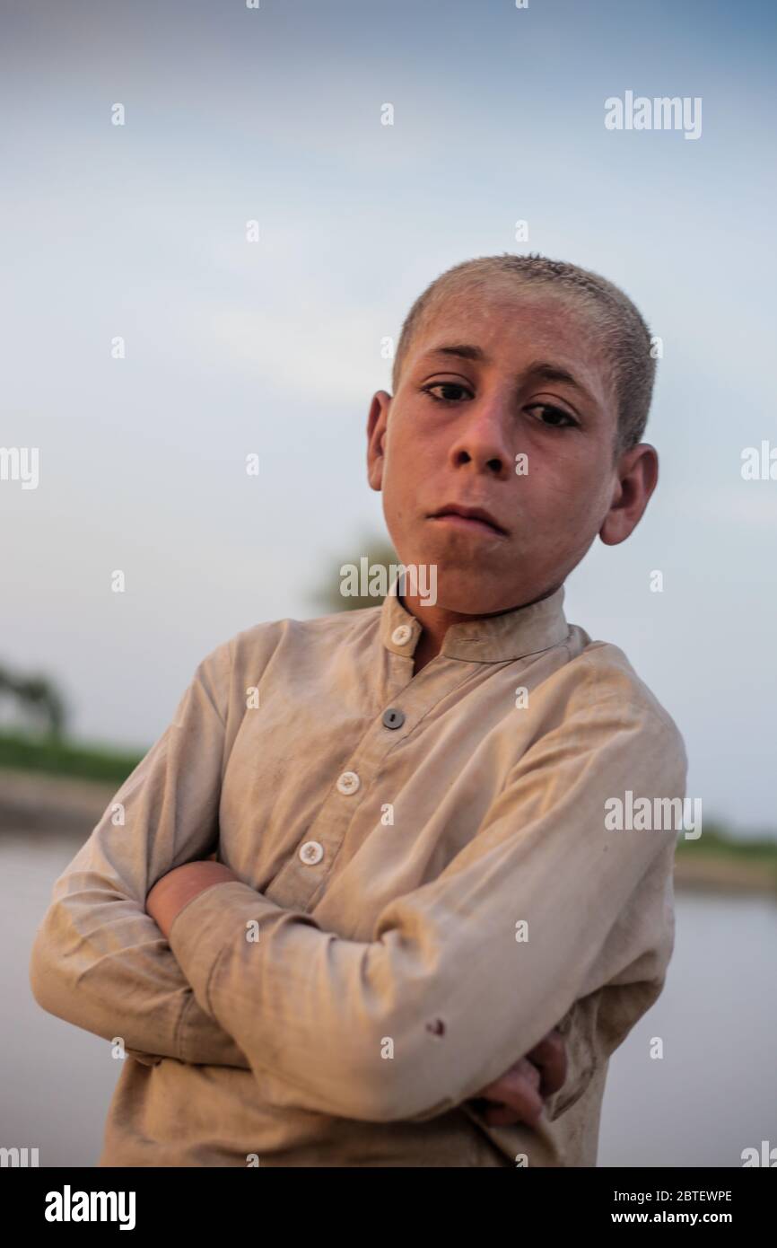Face pakistan hi-res stock photography and images - Alamy