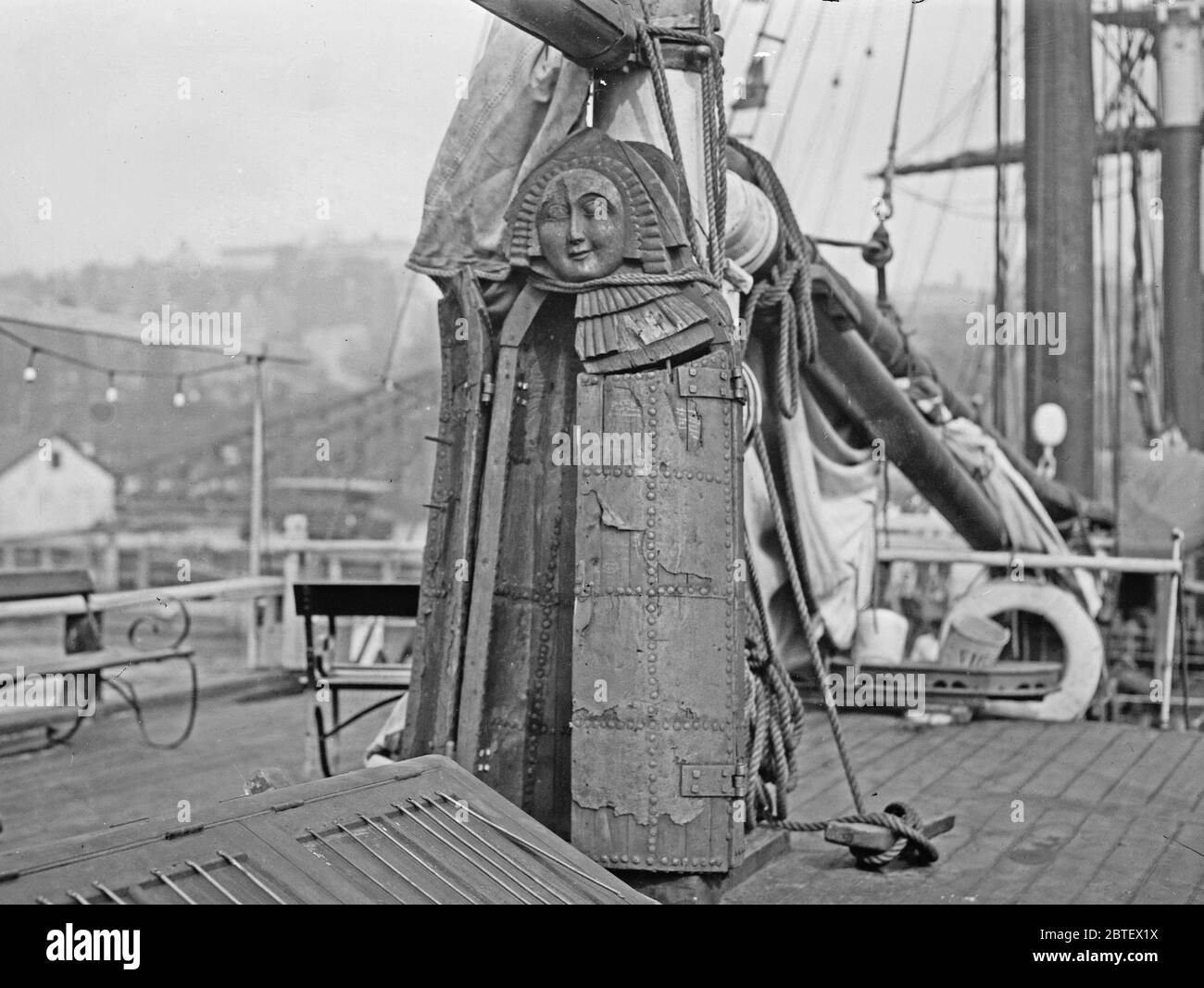 Convict ship hi-res stock photography and images - Alamy