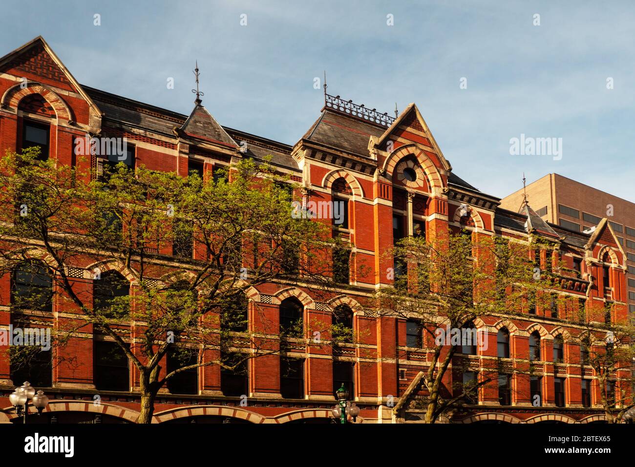 Beautiful building in the historic neighborhood of Hanover Square in ...