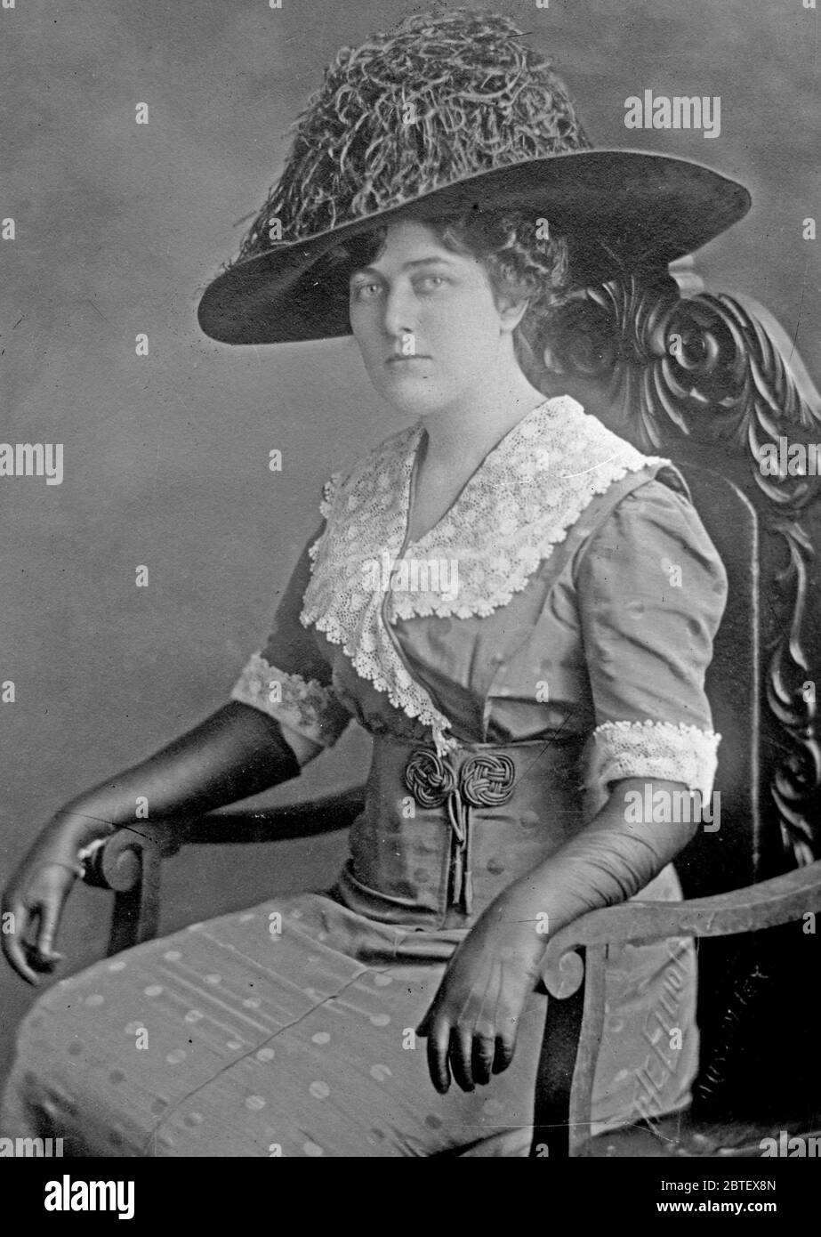 Riddle lena hi-res stock photography and images - Alamy