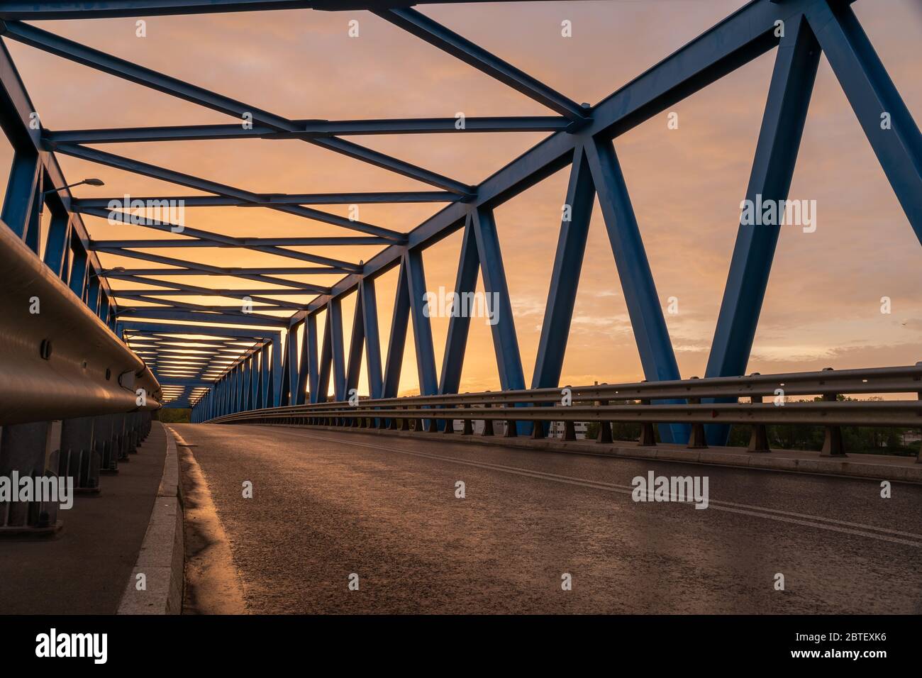 Modern steel truss bridge hi-res stock photography and images - Alamy