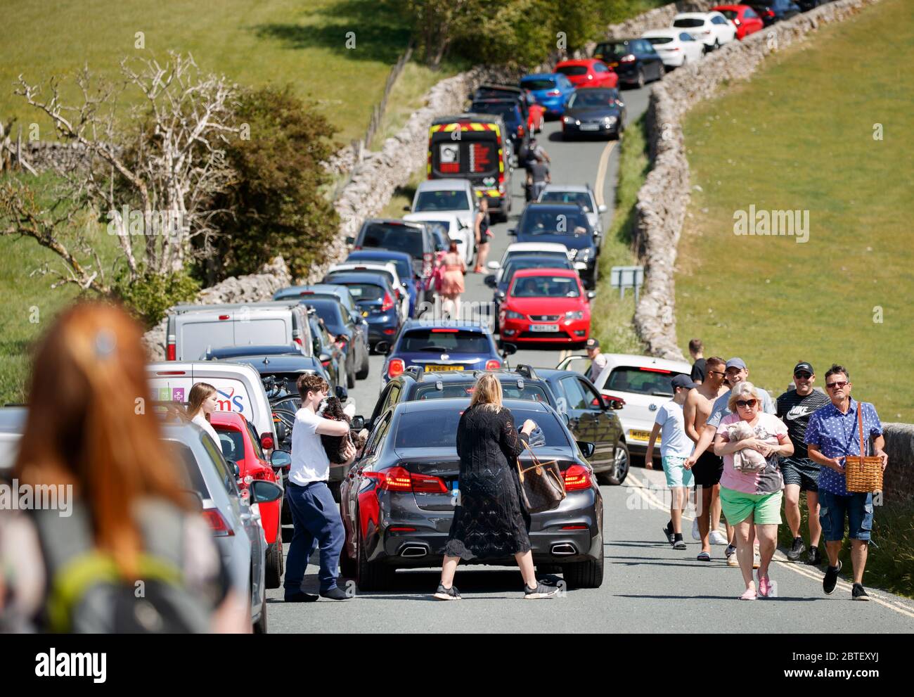 Gridlock stretches on road in burnsall in the yorkshire dales hi-res ...