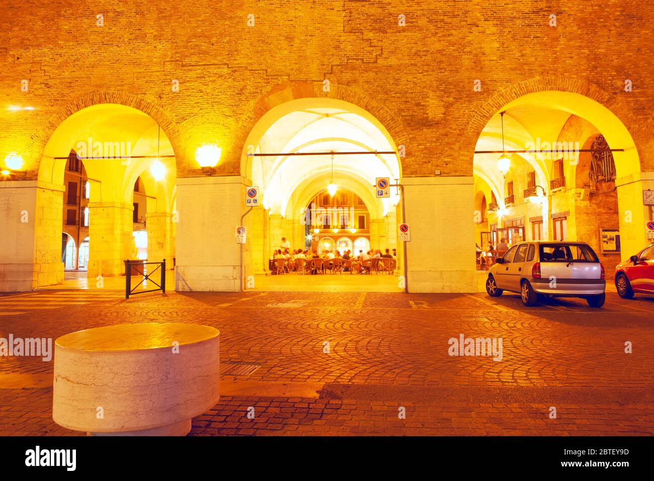 Gothic castle hallway hi-res stock photography and images - Alamy