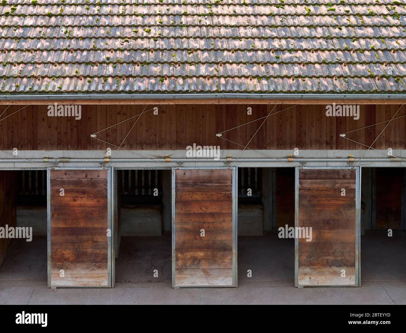 Agriculture barn building close door farm mechanism hi-res stock ...