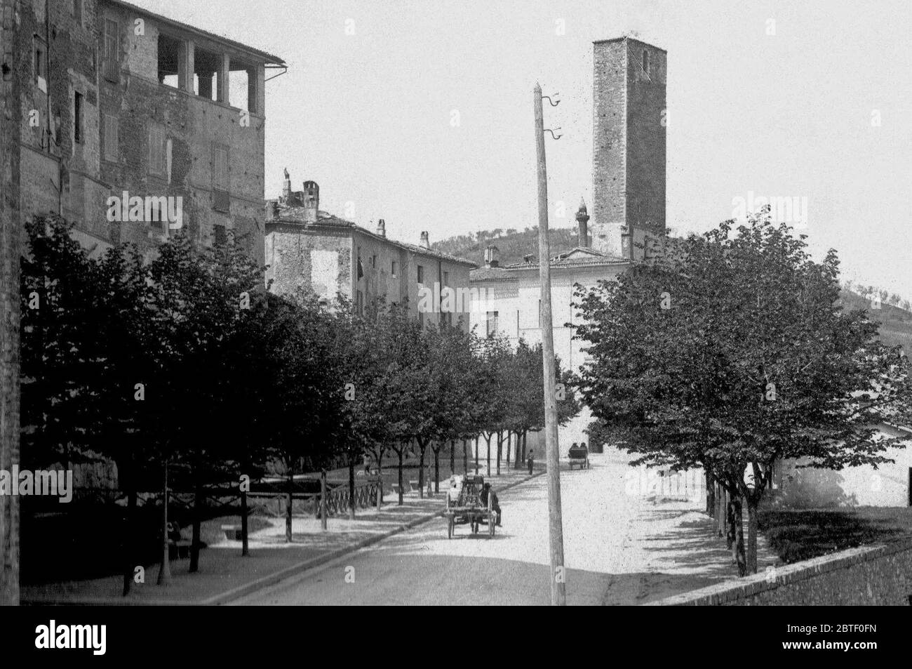 1880s italy spoleto oil tower hi-res stock photography and images - Alamy