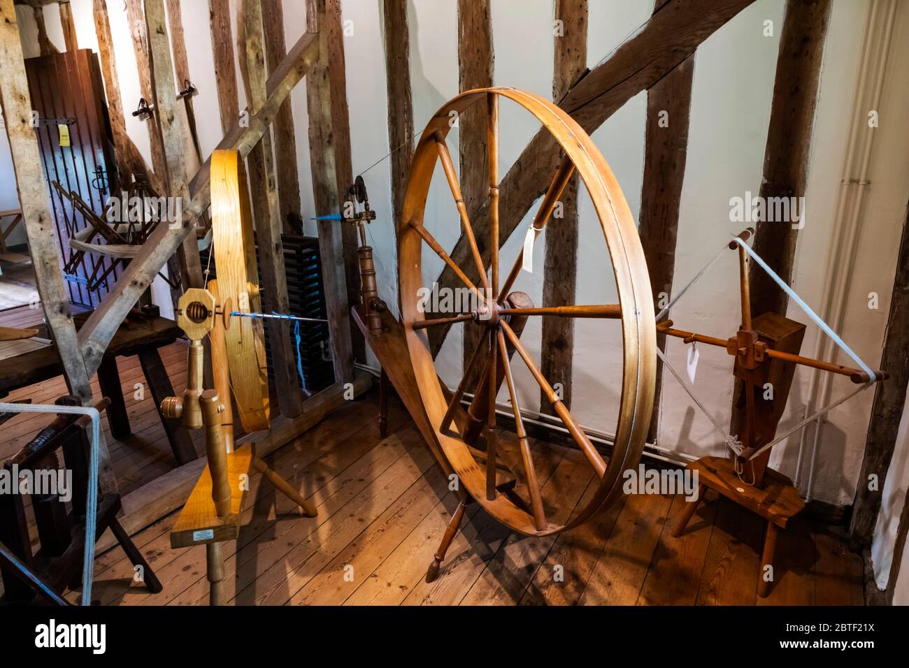 Historic weaving loom hi-res stock photography and images - Alamy