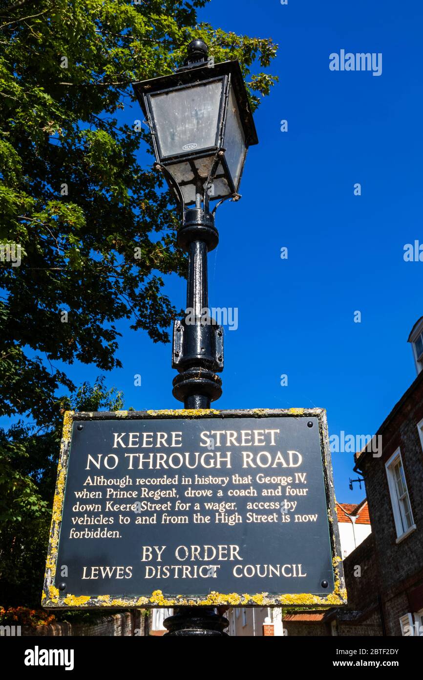 England, East Sussex, Lewes, Keere Street, Street Sign and Lamp Stock ...