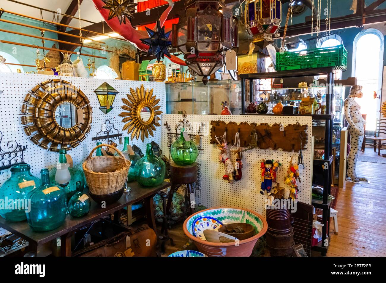 Lewes shopping centre hi-res stock photography and images - Alamy