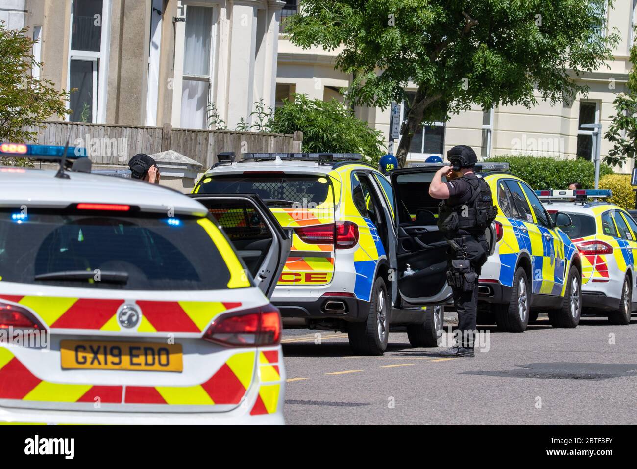 Police officer house uk hi-res stock photography and images - Alamy