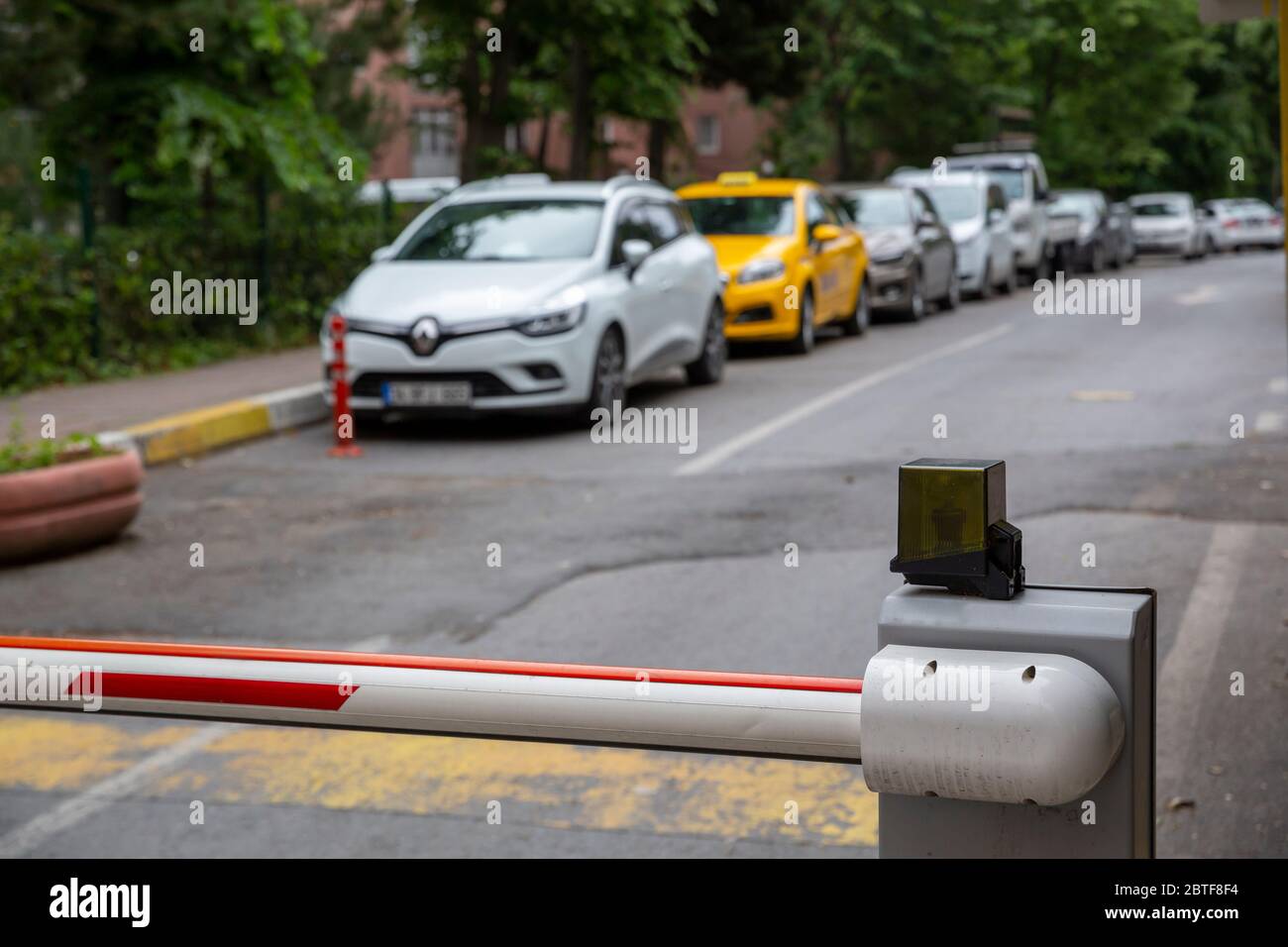 Auto gate remote control hi-res stock photography and images - Alamy