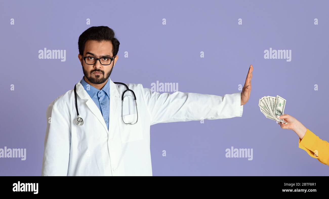 India female doctor hi-res stock photography and images - Alamy