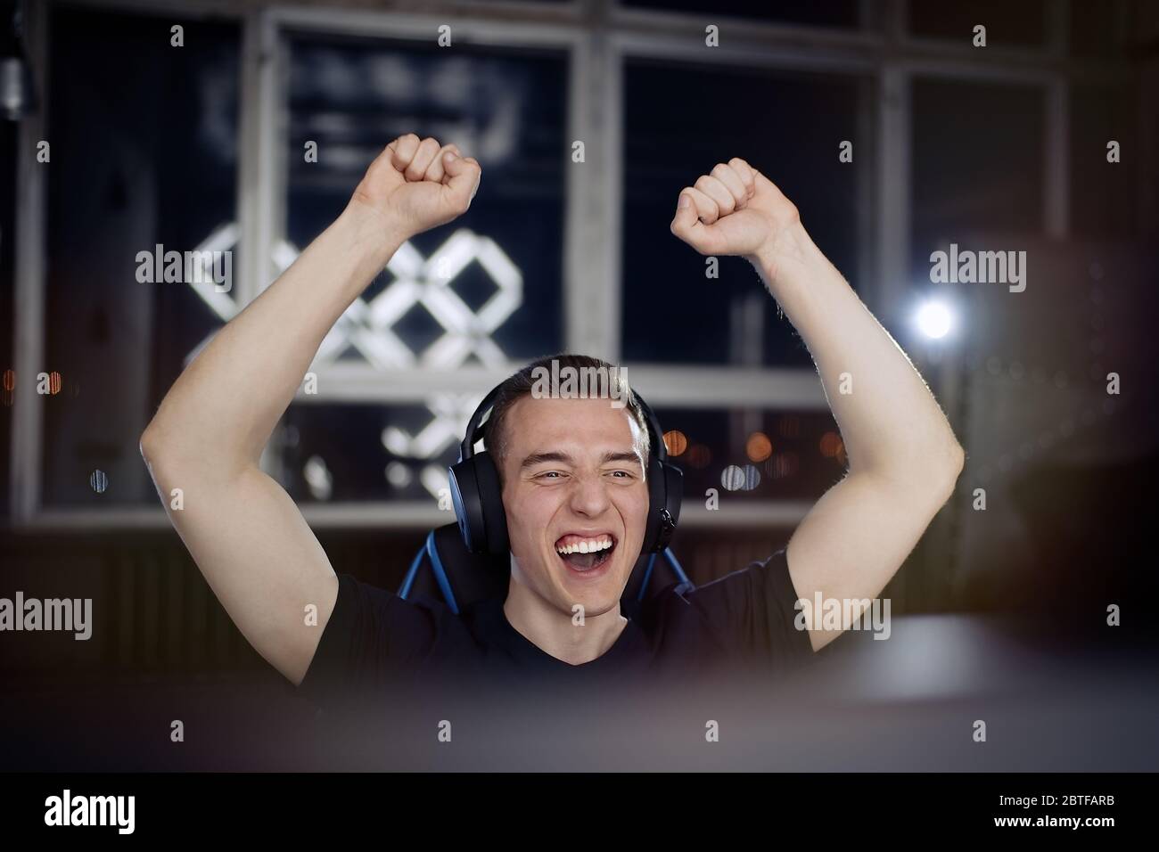 Man Screaming Computer Screen High Resolution Stock Photography and ...