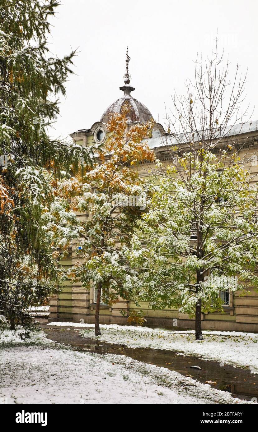 Irkutsk architecture snow hi-res stock photography and images - Alamy