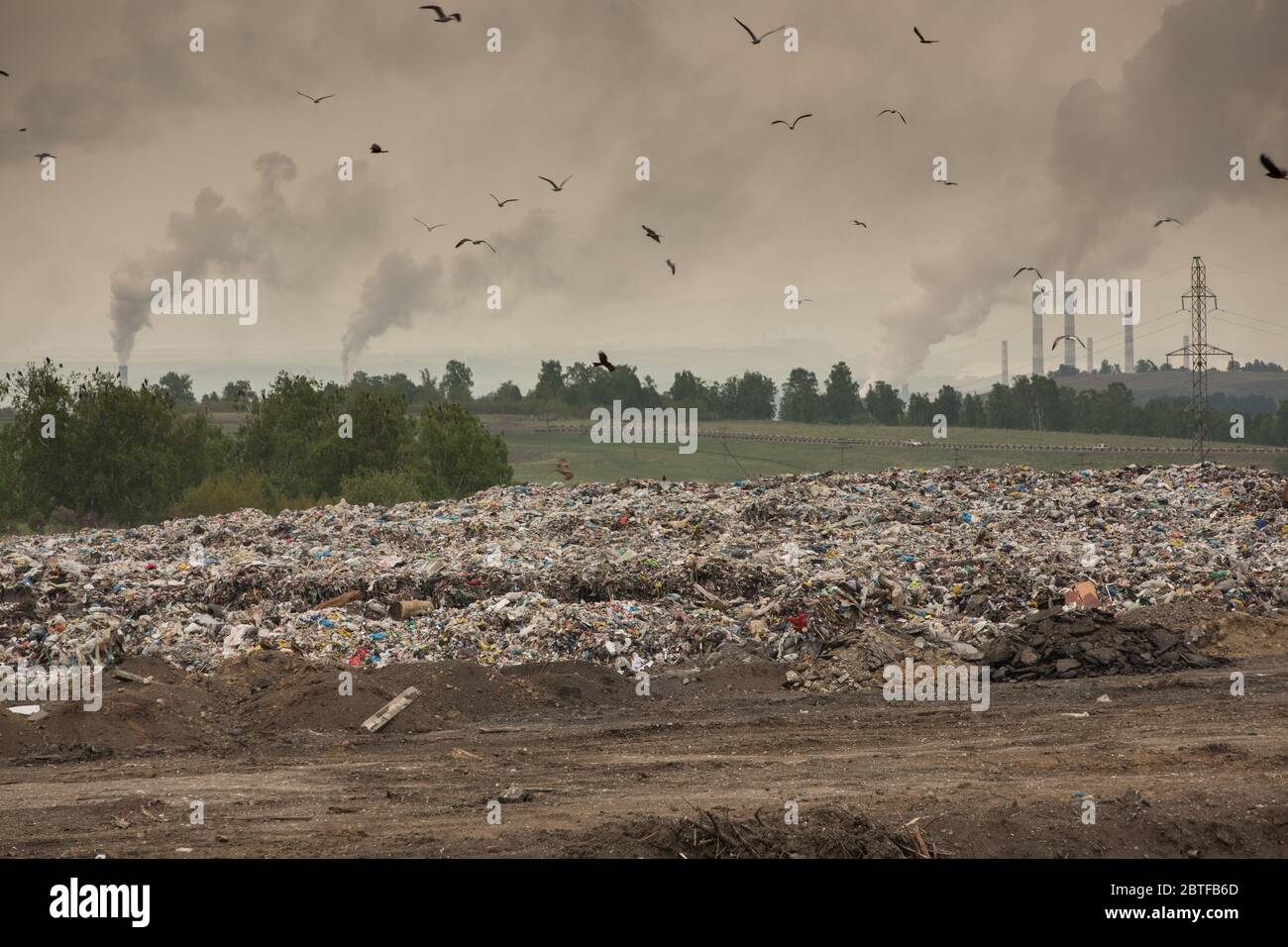 Large garbage dump outside of the city Stock Photo - Alamy