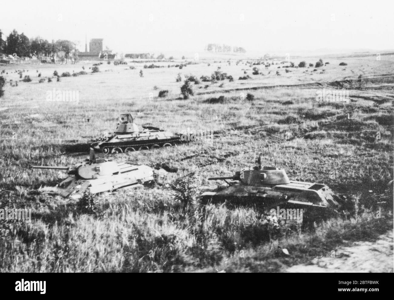 Russian t 34 tanks Black and White Stock Photos & Images - Alamy