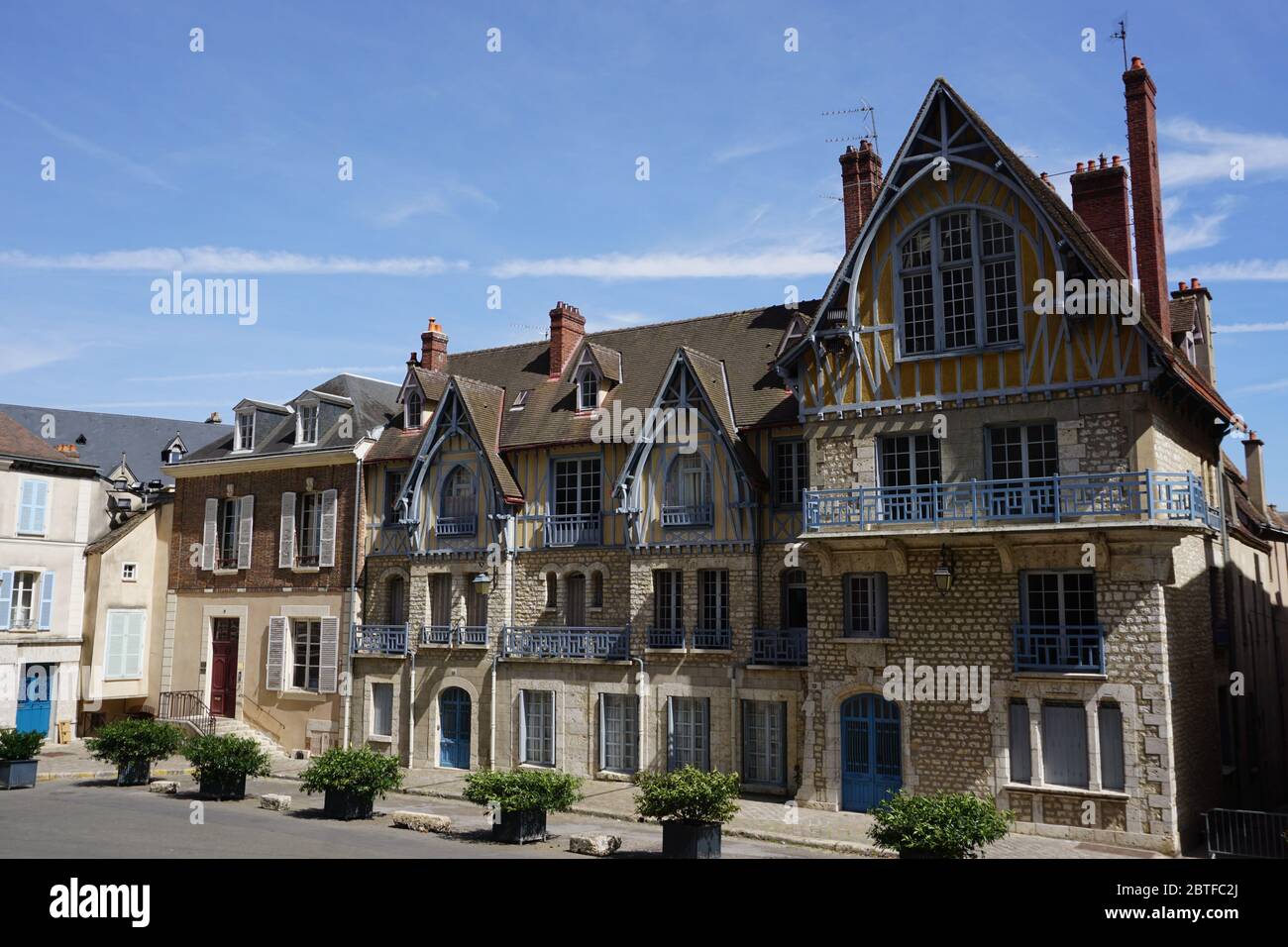 old architectural building in Chartres, France Stock Photo - Alamy