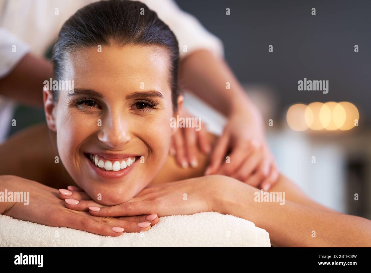 Woman back massage no face hi-res stock photography and images - Alamy