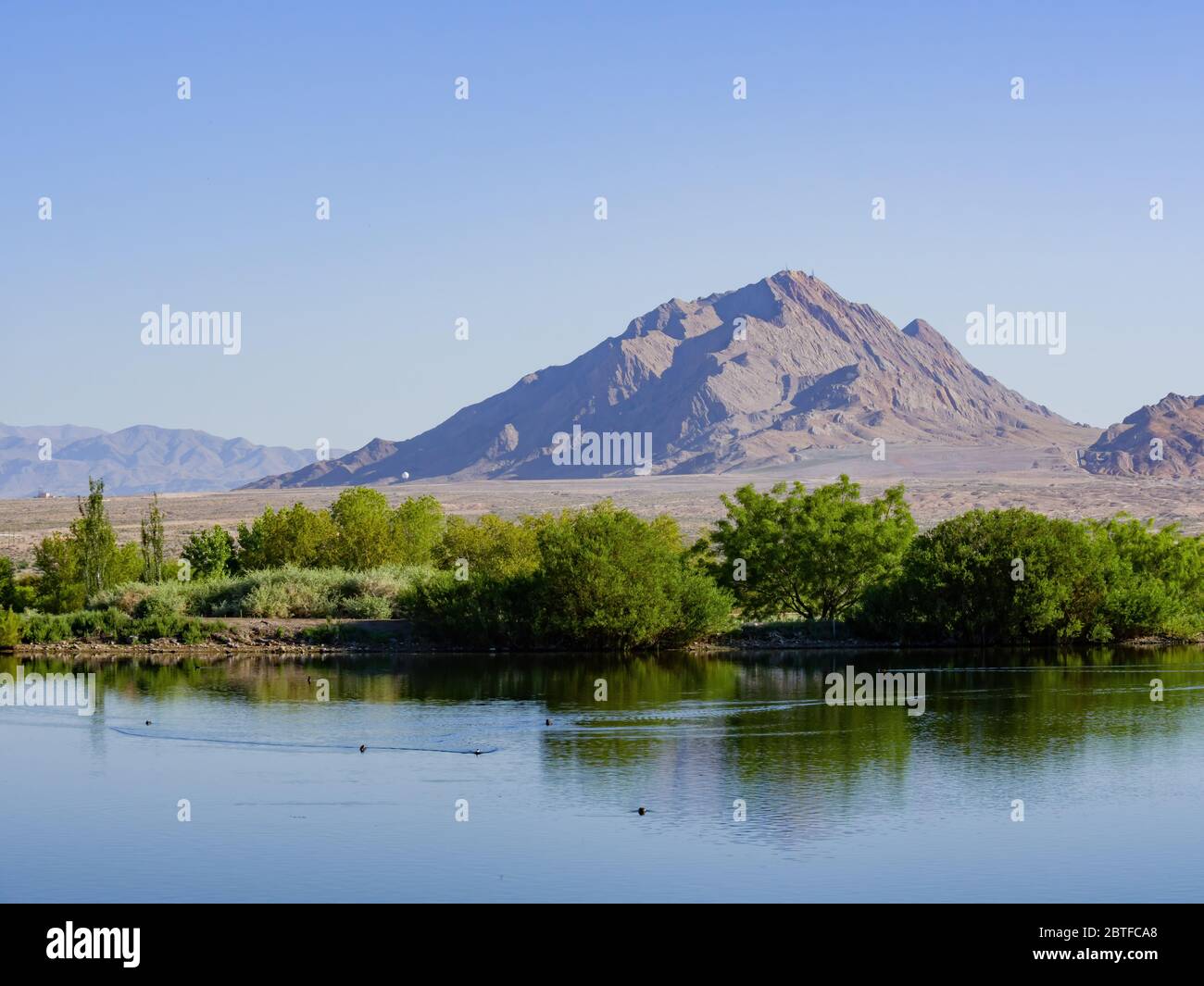 Frenchman lake hi-res stock photography and images - Alamy