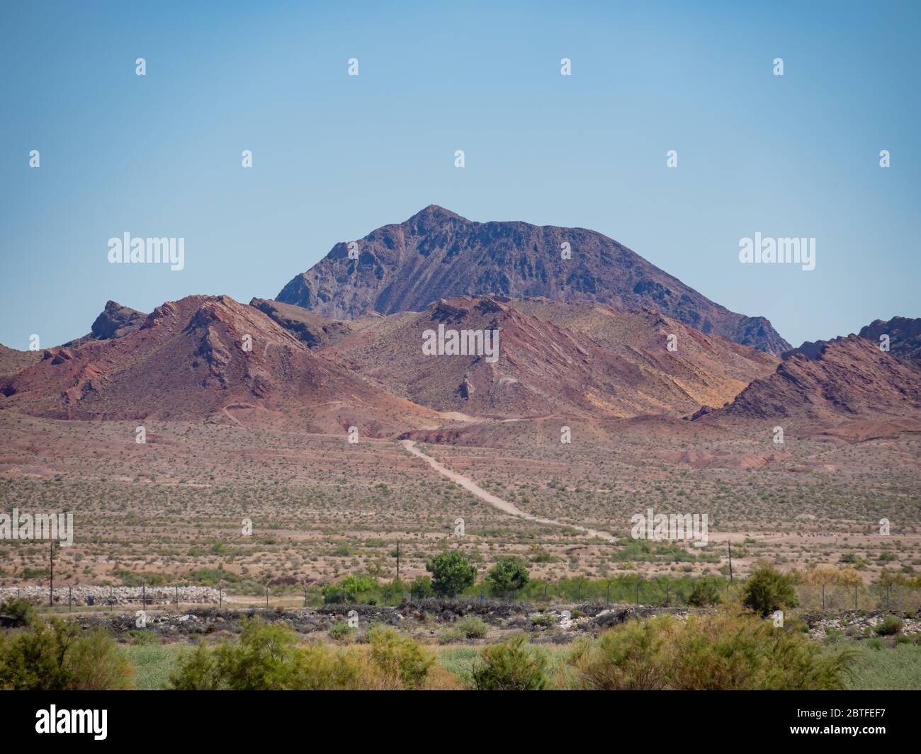Beautiful landscape henderson bird viewing hi-res stock photography and ...