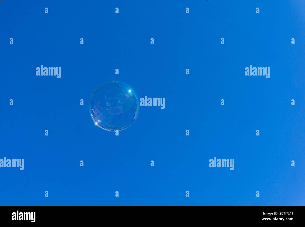 Single soap bubble hi-res stock photography and images - Alamy