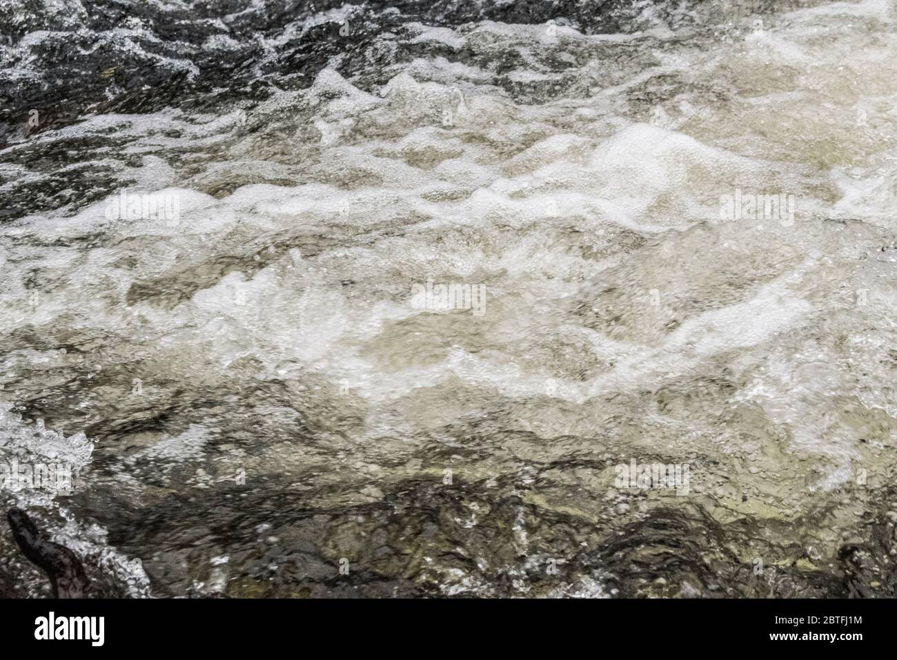 Fast moving water stream hi-res stock photography and images - Alamy